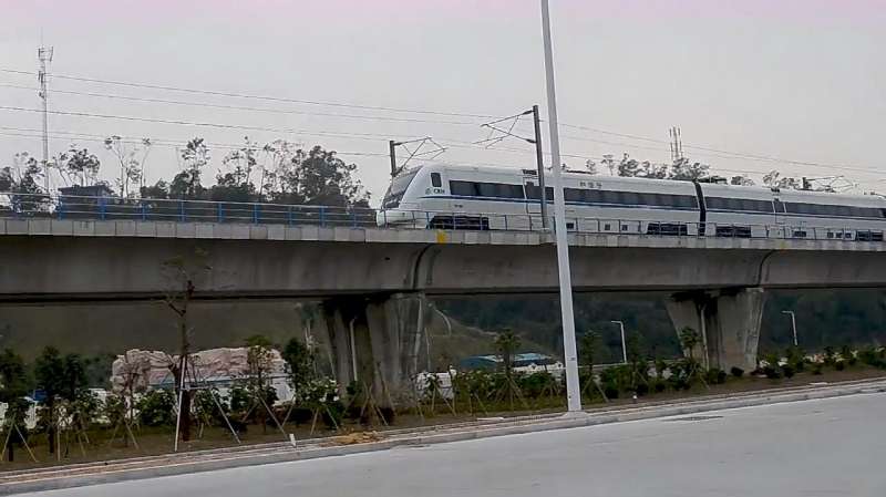 铁路日常:CRH1A型动车组,过桥记录!还有桥上两车交汇!