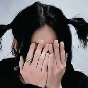 墨皱皱 