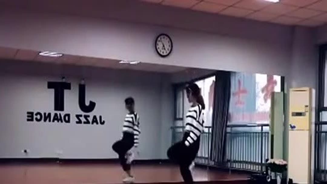 女生街舞简单帅气街舞 seve舞蹈教学视频 简单舞蹈教学 鬼步舞《seve...
