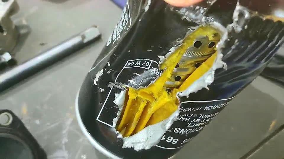 发动机机油滤芯内部结构