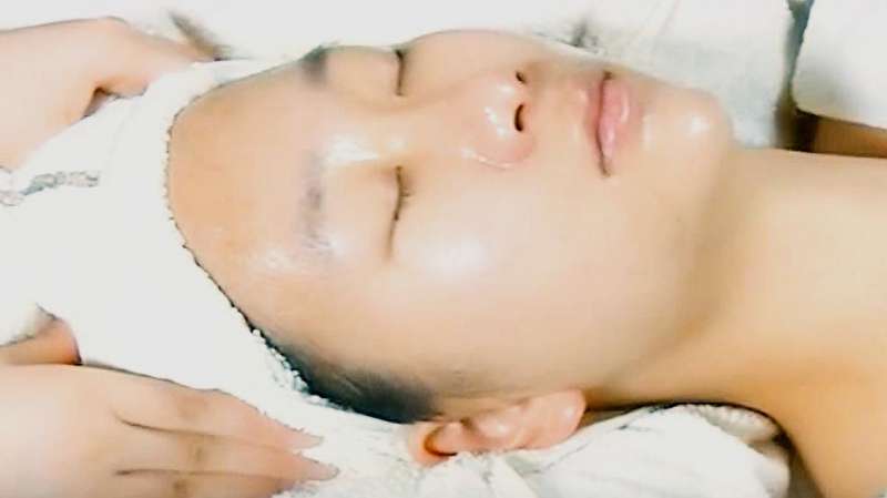 最正确脸部清洁手法,简单易学,脸上白皙没色斑,速度收藏!