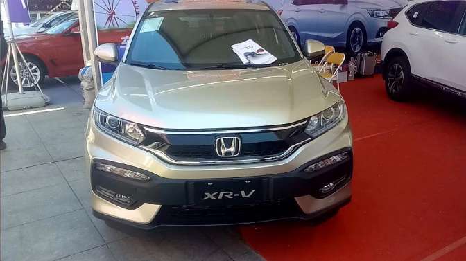 2019款本田XRV车展实拍,打开车门看到内饰,买不买自己拿主意