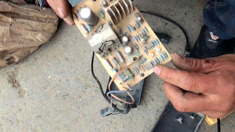 电动车充电器坏了不会维修怎么办?10年老师傅教你轻松学会!