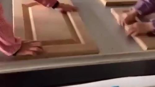 木门原来是这样做的,千万别被骗了,表面的东西全都是假的