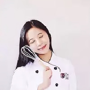 胡小May 