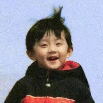 严浩翔别抠脚 
