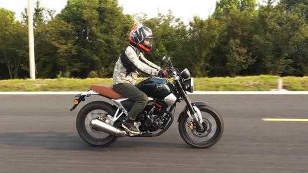 呆子测评|五羊本田复古车鸷道CB190SS骑士网评测