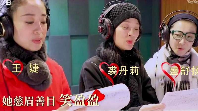 精彩戏歌表演,一首《风雨逆行人》感动人心,致敬所有抗疫英雄!