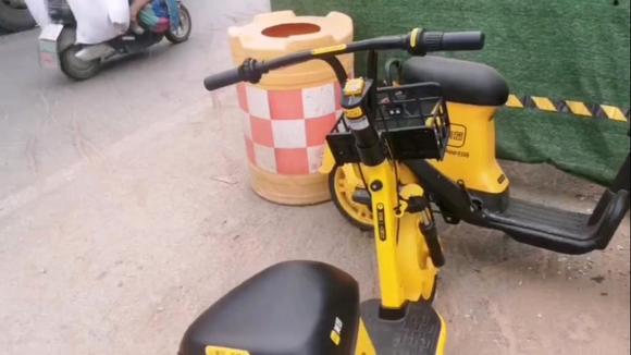 实拍美团旗下共享电瓶车,美团也进军共享界了?