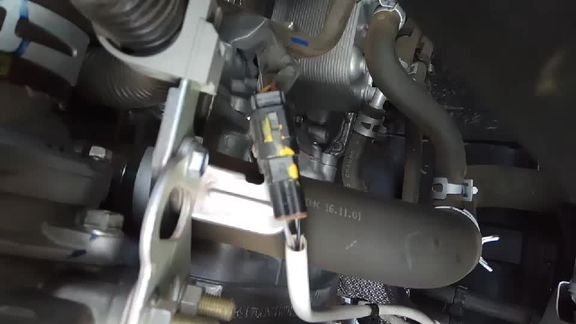 判断电器有没有换过的方法「来自懂车帝车友圈」