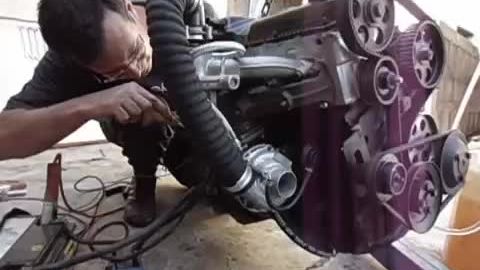 1.6升的涡轮增压发动机,这尾气有点大啊!