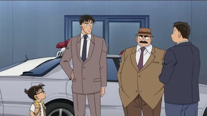 「名侦探柯南」日本警方也太好骗了破案线索全都向小学生柯南汇报