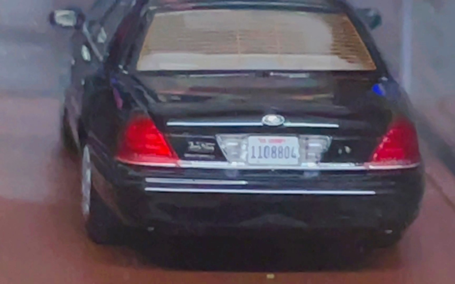 【BS】GOC福特CV 无标识警车 1/64汽车模型