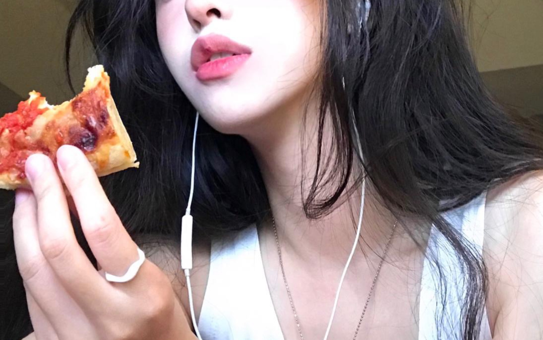 键盘敲击(偶然看一个直播觉得还不错)快速敲击 老司机进
