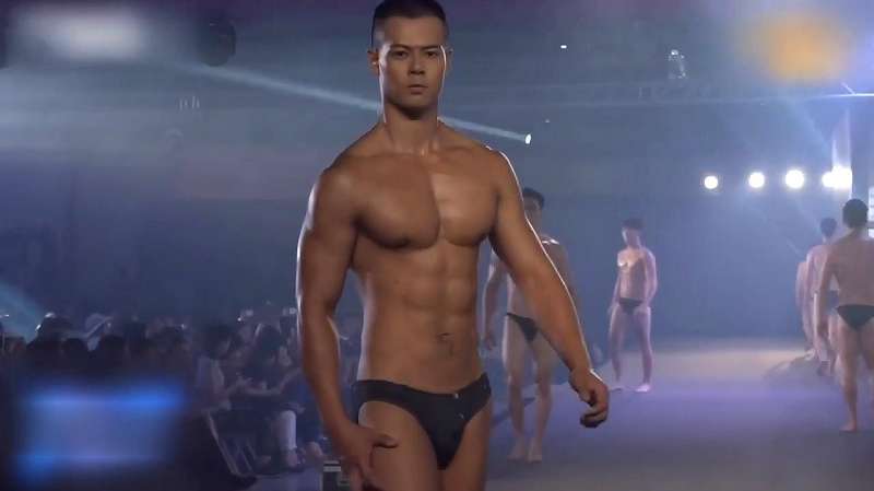 中国男模:型男模特大赛身材展示,上演“视觉盛宴”!