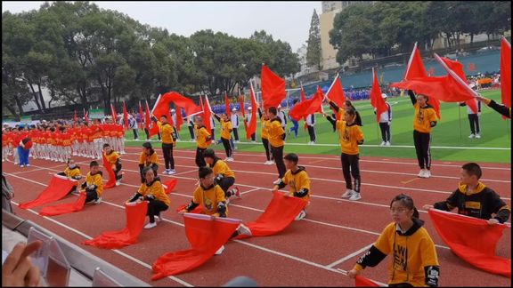 运动会上的精彩表演