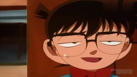 名侦探柯南:柯南的身份暴露了,被平次抓到了,这下尴尬了