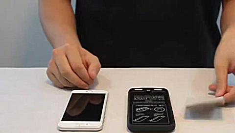 背夹式充电宝的正确使用方式, 你都知道吗?