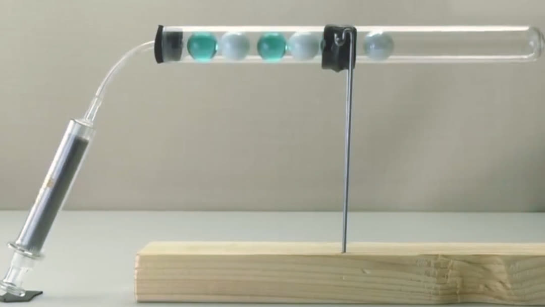 手工制作:用试管制作简易的斯特林发动机,是不是很神奇呢?