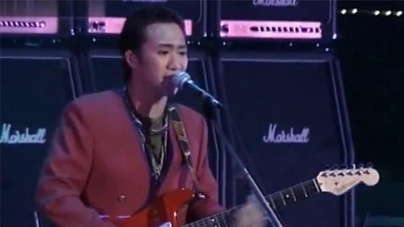 Beyond黄家驹《真的爱你》,演唱会让人怀念,经典回味无穷