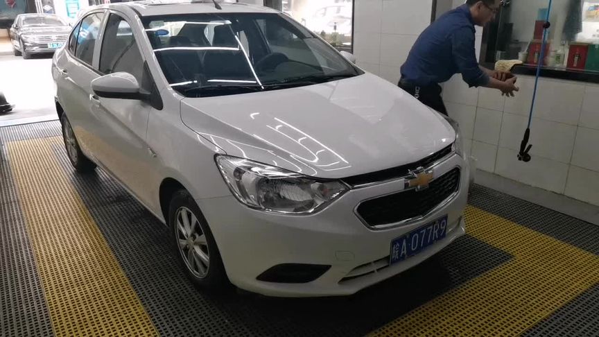 我们每台车子都是经过严格的检测,整备,精洗才能上架