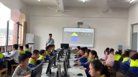 上犹三小小学信息技术练政东画图常用工具的使用