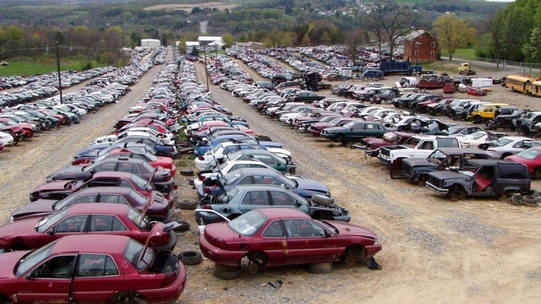 汽车报废新规已经公布,行驶年限由你来定,行驶公里数开始下调!