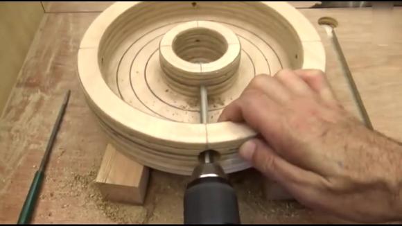 牛人自制4爪卡盘,没想到是用木头做的