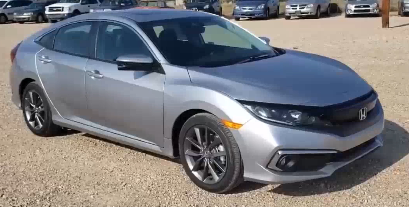 总算见到实车了,2021款本田思域,近距离了解后,买不买自己定