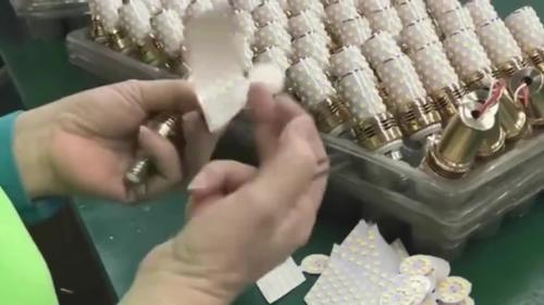 到了现在的深圳工厂才知道,原来LED灯泡是这样生产的,长知识了