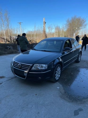 新到的07年大众帕萨特领域。1.8T自动挡最高配,电动座椅加热。车况...