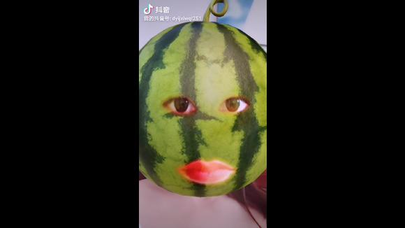 无良出租车,计价器有问题。