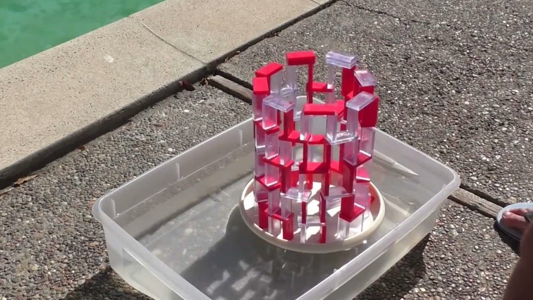 多米诺骨牌:与水的连锁反应-弹珠轨道