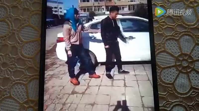 20 在手机上用把搞笑的小视频下载到手机里