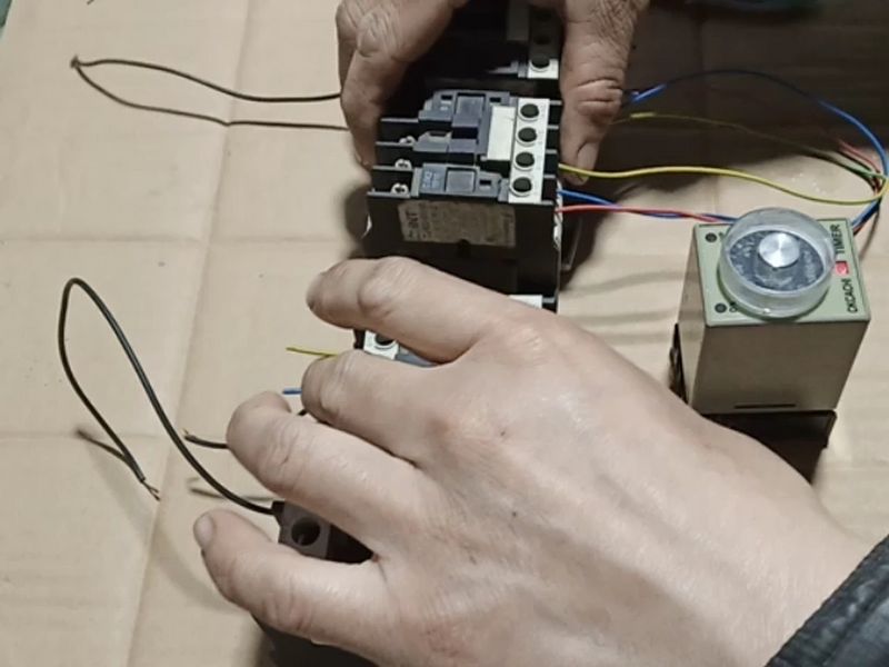 与您分享 电动机的星三角启动过程