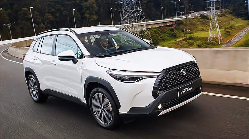 卡罗拉“SUV版”来了!比奔驰GLA还漂亮,油耗4.3L还买啥本田CRV