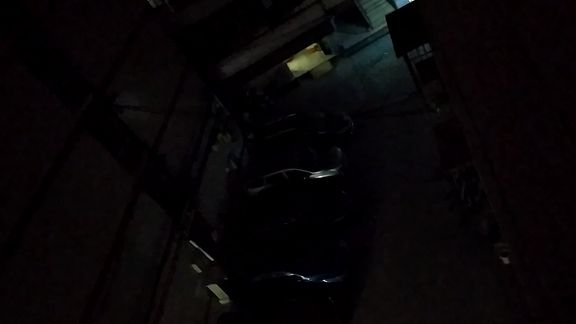 疫情。小店一直猜码。有邻居报警了,警察来不到一分钟就走了