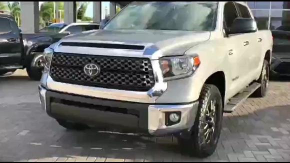 2019款丰田坦途皮卡刚到货,有这颜值和空间还买福特猛禽吗?