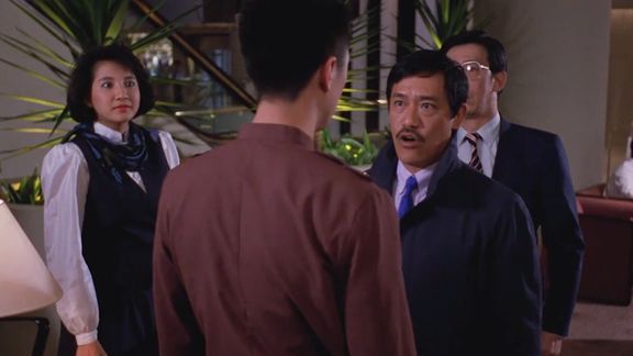 吴耀汉学会忍术使用“勾魂术”控制别人,酒店服务员搞笑配合