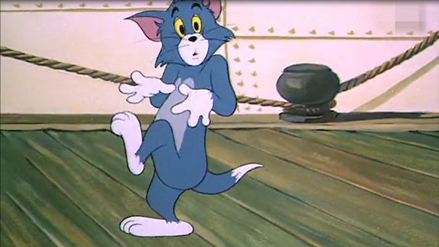 猫追着老鼠跑,结果追到一半这个情况,让人看出了他的智商