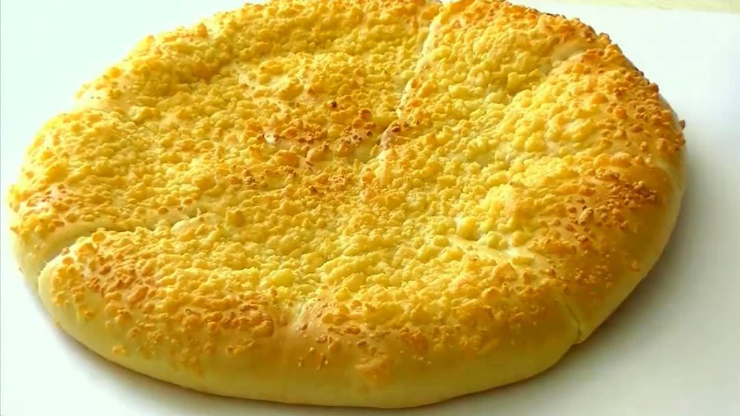 3分钟教你自制牛奶芝士披萨,做法简单,香甜拉丝令人欲罢不能