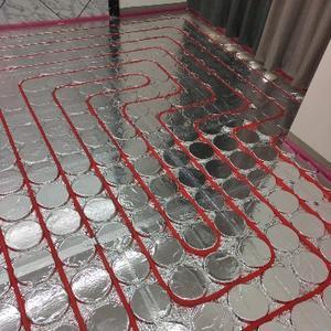 从这出发万恒地暖 