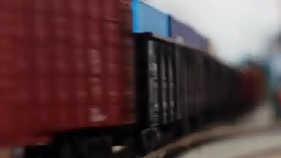 火车模型视频 帅而且逼真的火车玩具