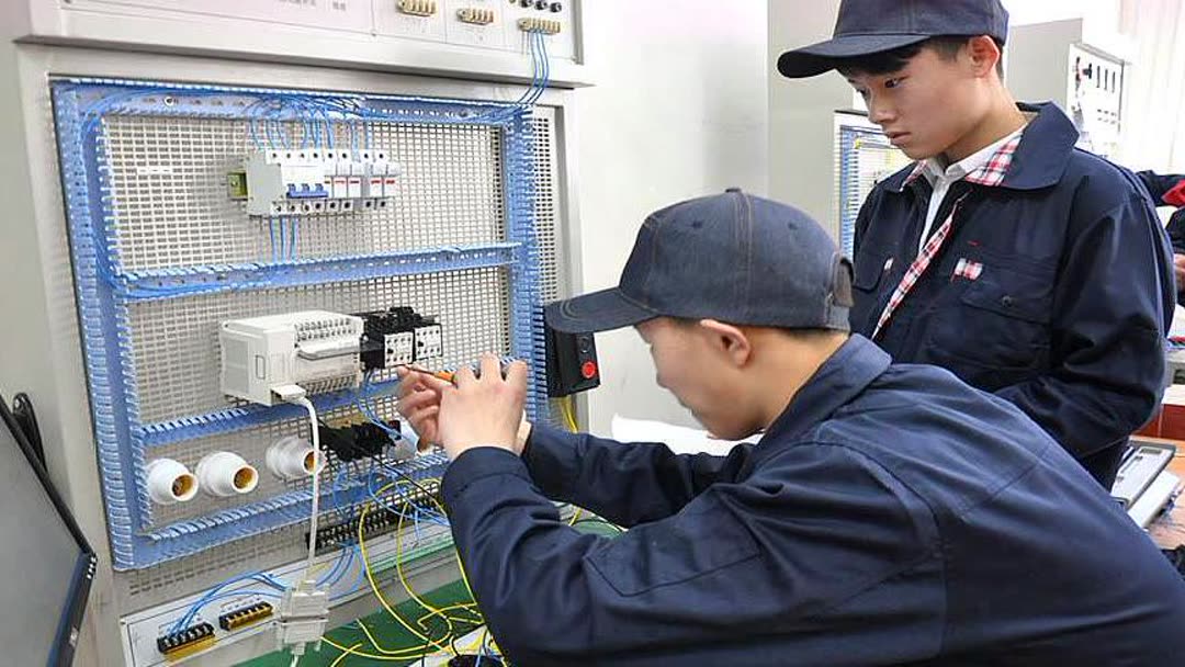 家用2.5平电线能承受多少家用电器?今天算长见识了