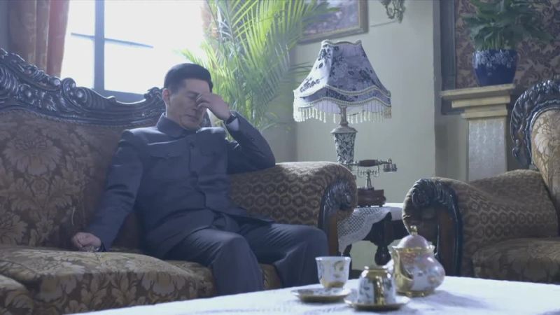 刀光枪影:周区长接到长官下达命令,要会见高天行
