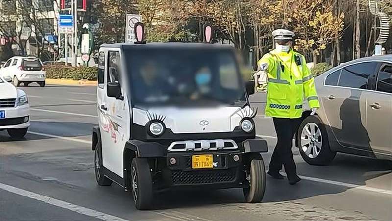 四轮电动车上路须挂牌持证!许昌12月3日起严查四轮电动车违规