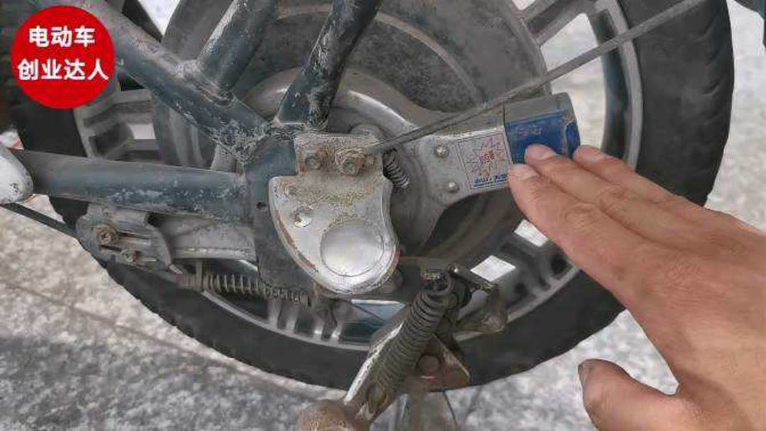 电动车刹车不灵有异响如何解决?不用去修理店,教你一招搞定