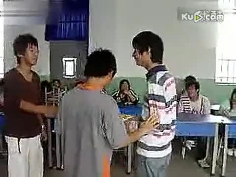 最搞笑的校园小品!笑死人不偿命