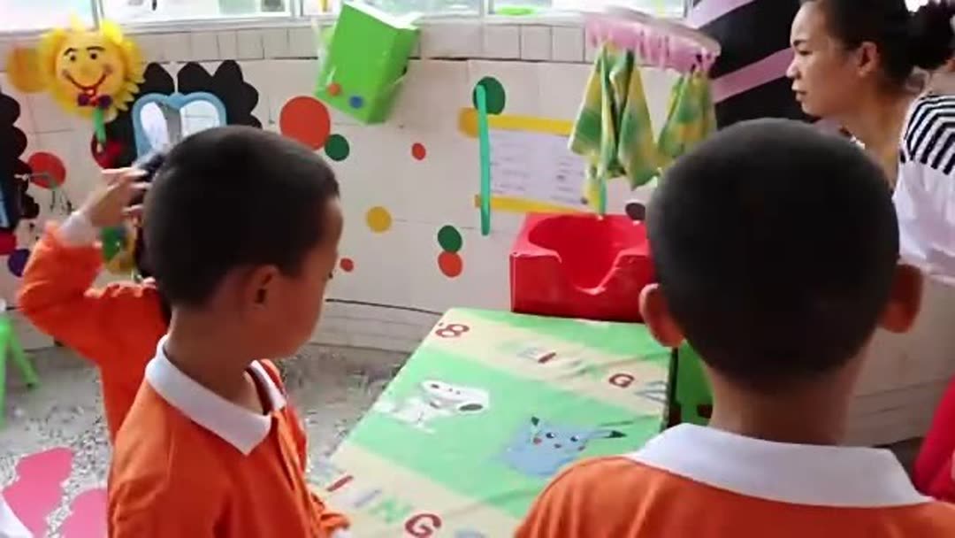 幼儿园角色游戏:理发店实录.MP4