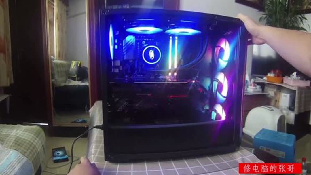 客户一万三买电脑配件让上门安装完事跑分56万看看这个配置怎么样